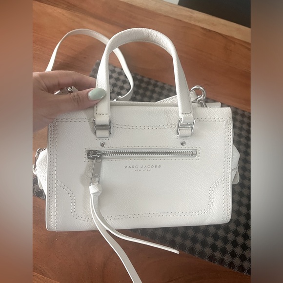 Marc Jacobs | Bags | Marc Jacobs White Handbag | Poshmark